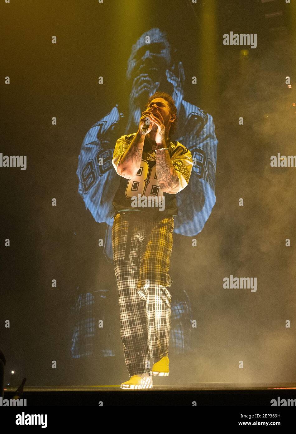 MIAMI, FL - OCT 20: Post Malone performs during The Runaway Tour at The ...