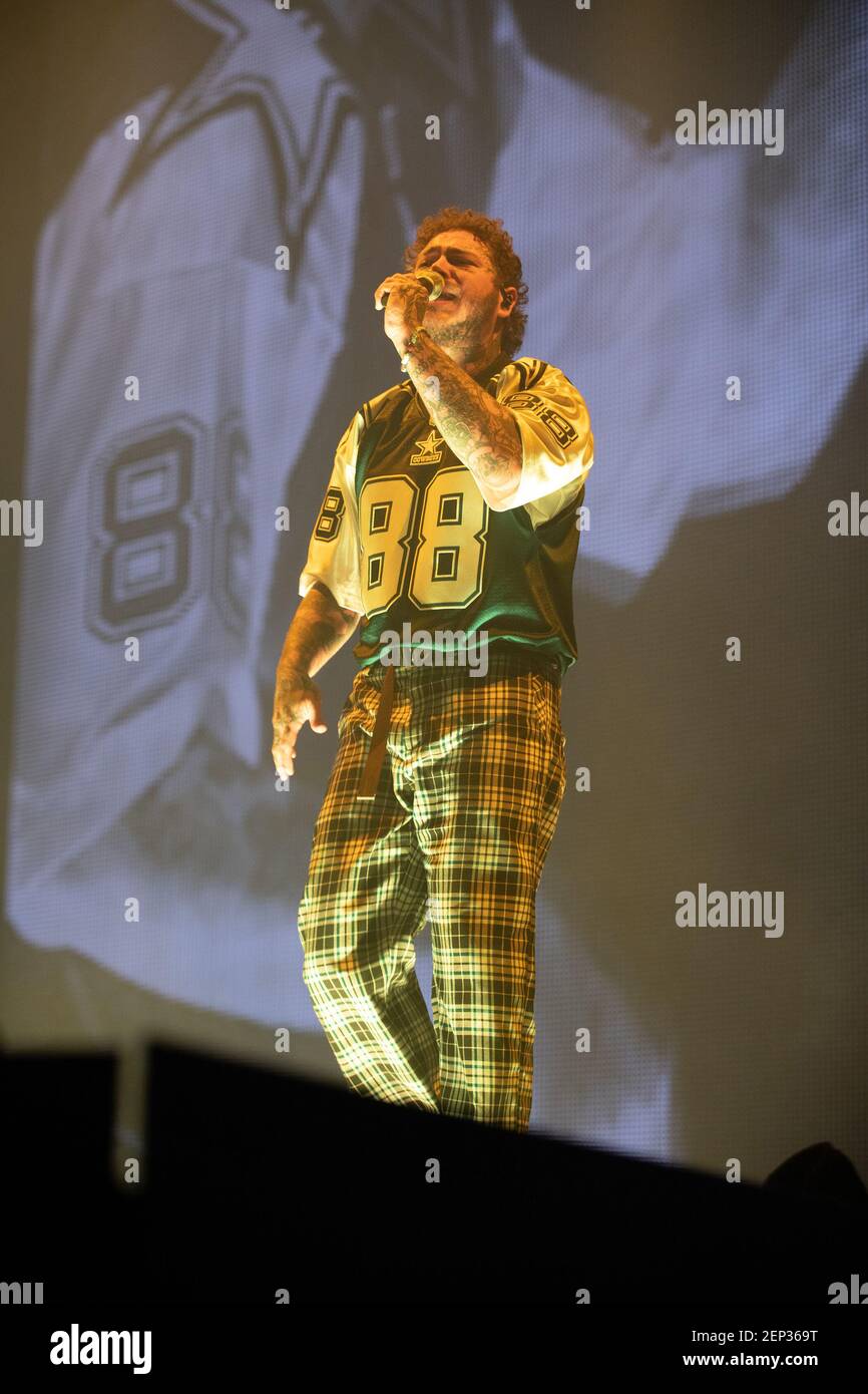 MIAMI, FL - OCT 20: Post Malone performs during The Runaway Tour at The ...
