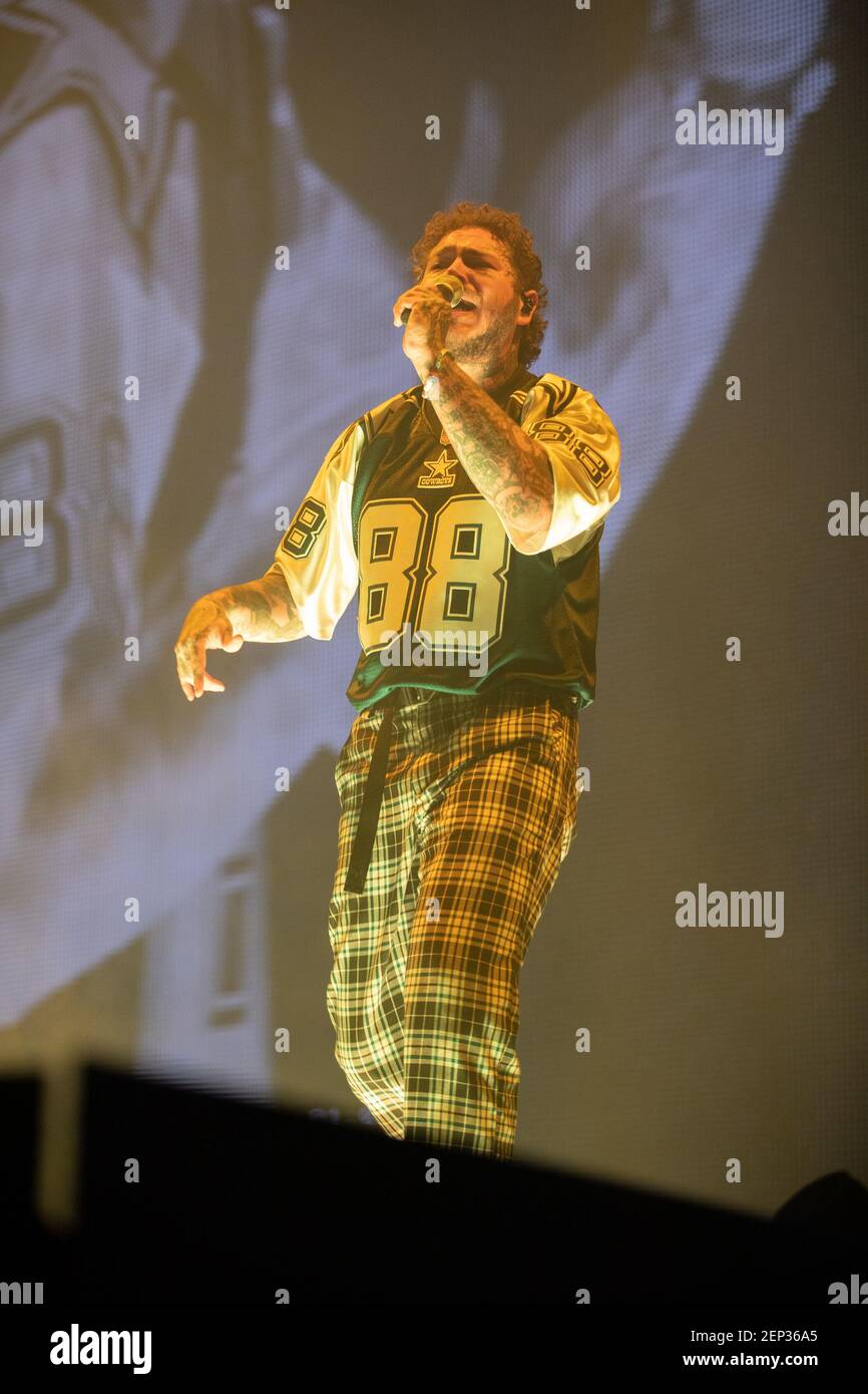 MIAMI, FL - OCT 20: Post Malone performs during The Runaway Tour at The ...