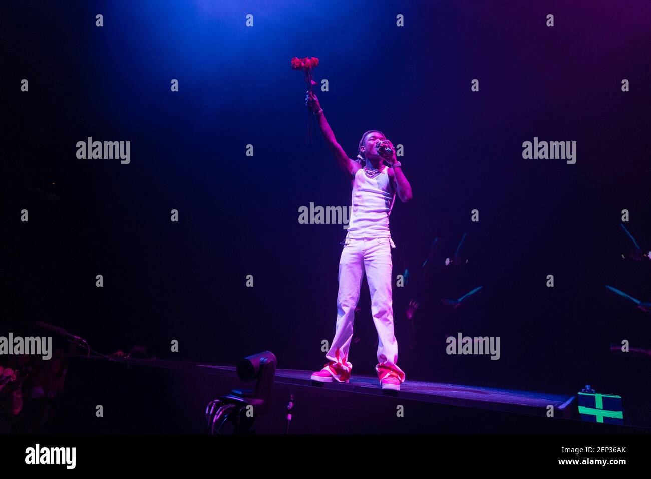 MIAMI, FL - OCT 20: Swae Lee performs during Post Malone Runaway tour ...
