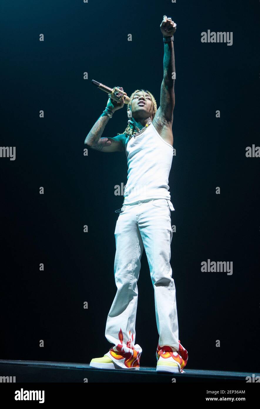 MIAMI, FL - OCT 20: Swae Lee performs during Post Malone Runaway tour ...