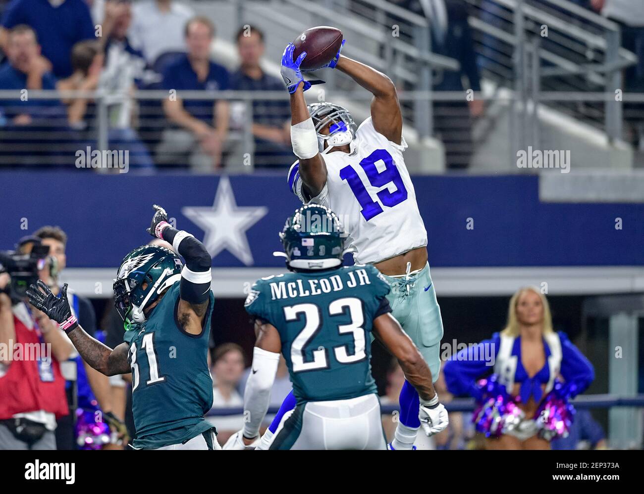 October 20th, 2019:.Dallas Cowboys wide receiver Amari Cooper (19 ...