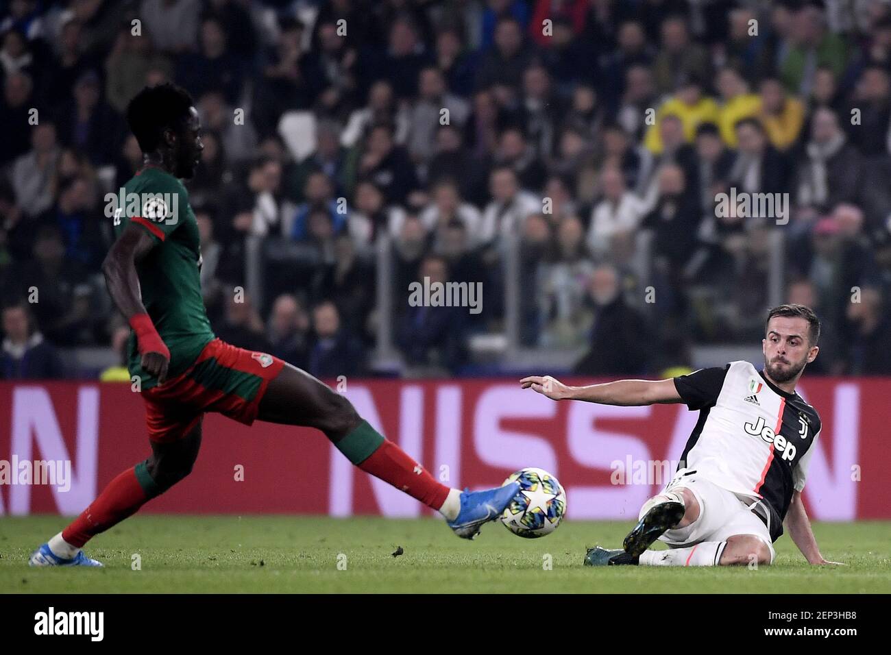 Eder of FC Lokomotiv Moscow , Miralem Pjanic of Juventus Torino 22/10 ...