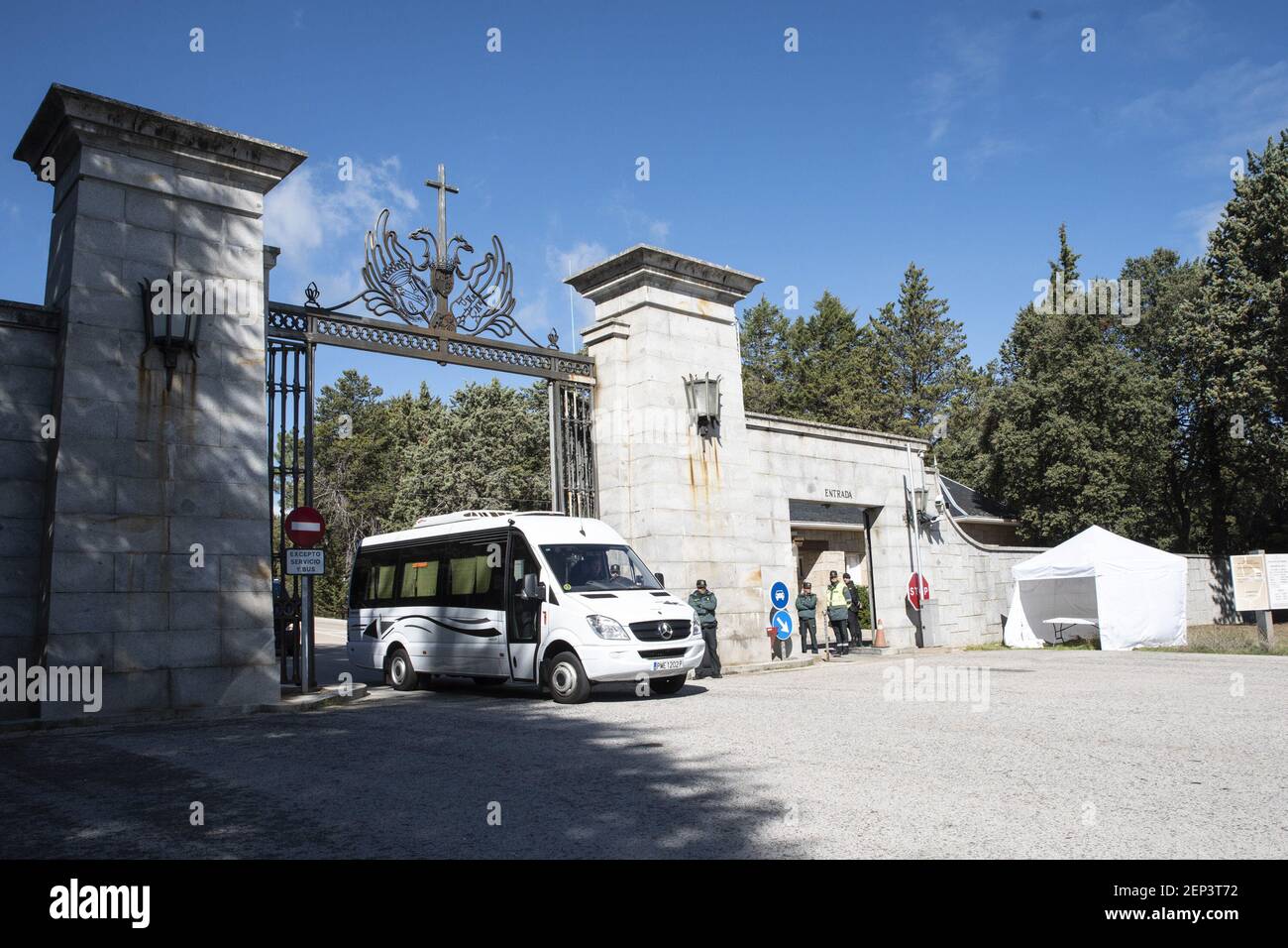 Departure of the relatives of the dictator Francisco Franco for his ...