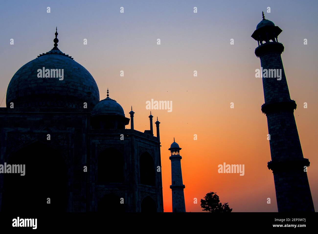 AGRA - INDIA - The Taj Mahal is an ivory-white marble mausoleum on the ...