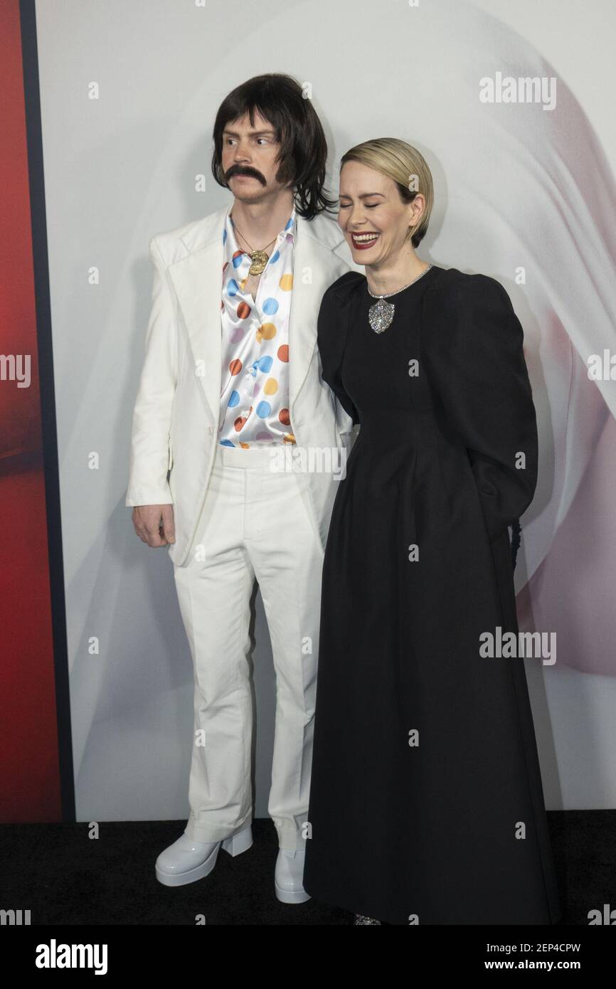 Sarah Paulson And Evan Peters