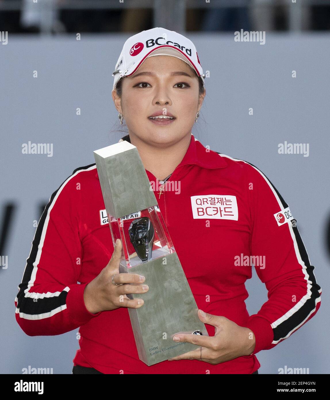 27 October 2019 - Busan, South Korea : Jang Ha-Na of South Korea, lifts her winners trophy ...