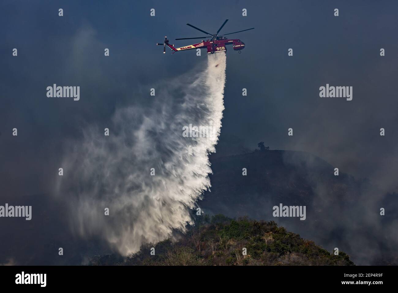 Getty Fire Burns in Los Angeles, A small brush fire burns in the hills ...