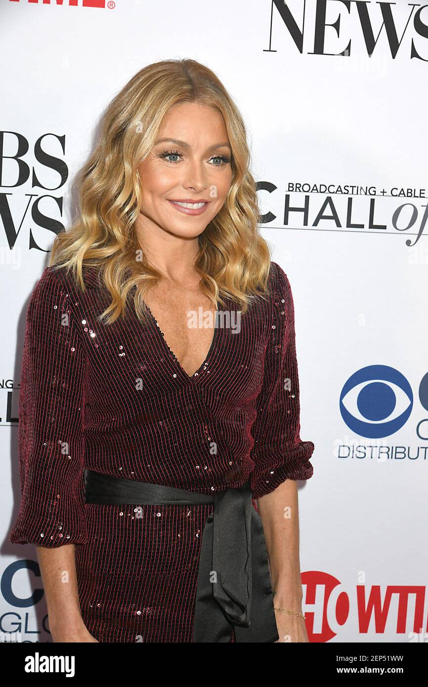 Kelly Ripa attends the Broadcasting & Cable Hall of Fame Awards 29th ...