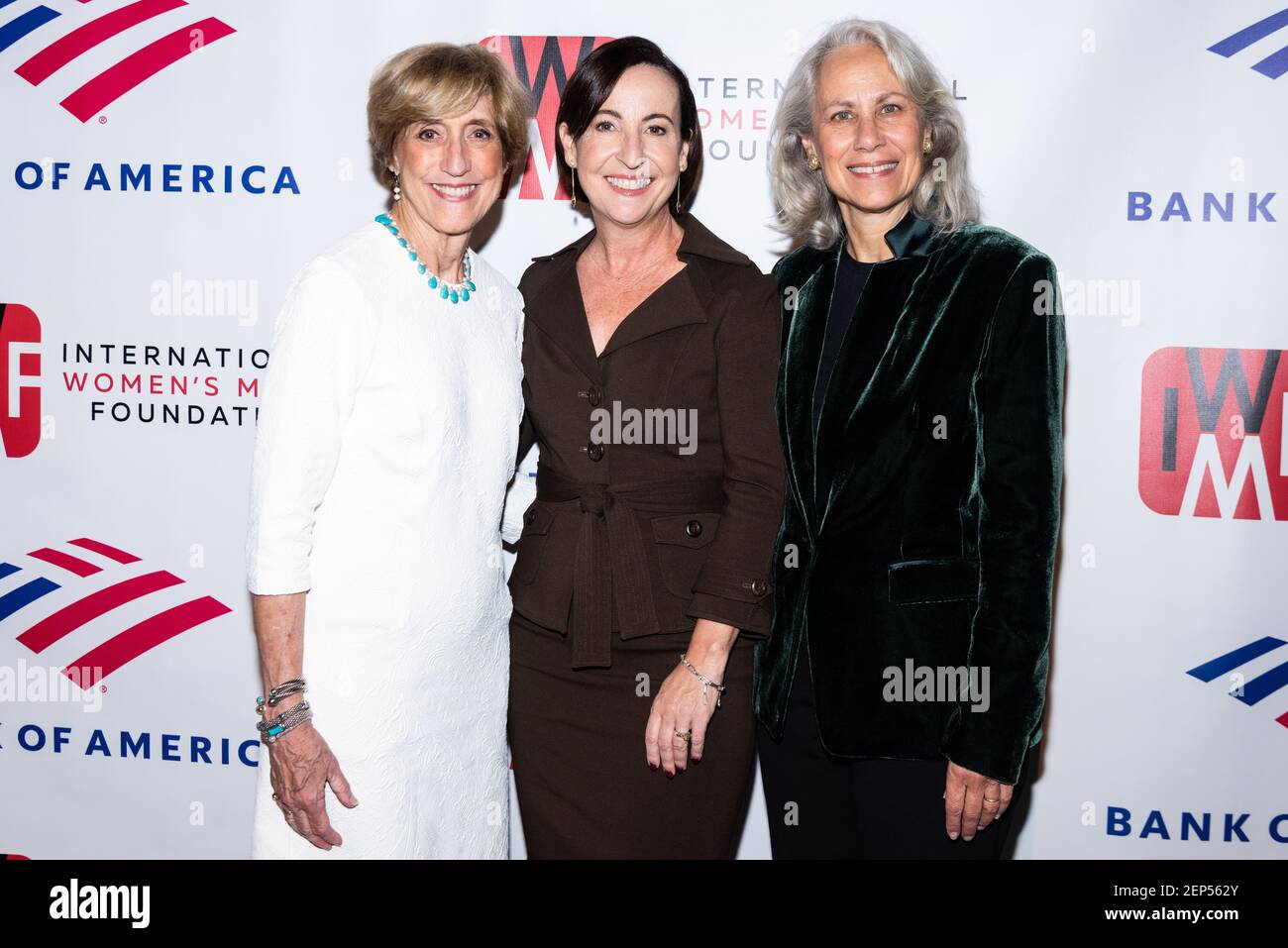 IWMF founders Susan King, Elisa Lees Muñoz and Lynn Povich attend The ...