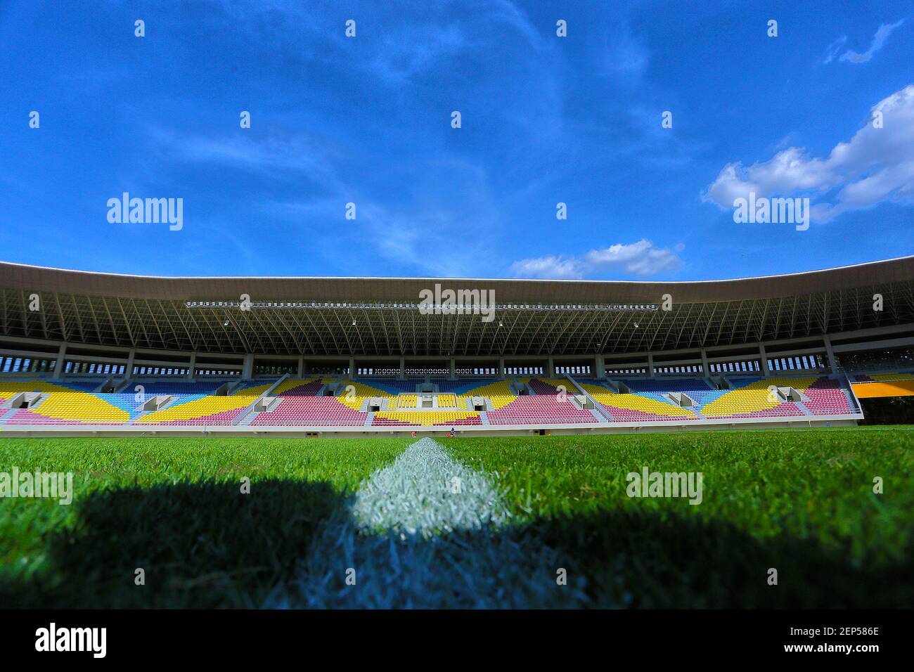 General view of the world cup stadium hi-res stock photography and ...