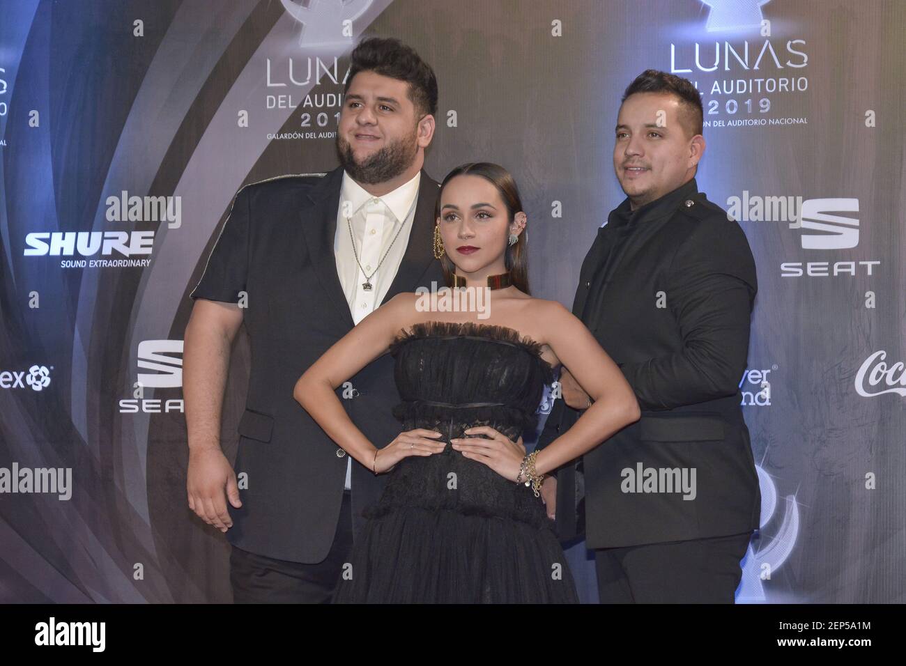 MEXICO CITY, MEXICO - OCTOBER 30: (L-R) Roman Torres, Melissa Robles ...