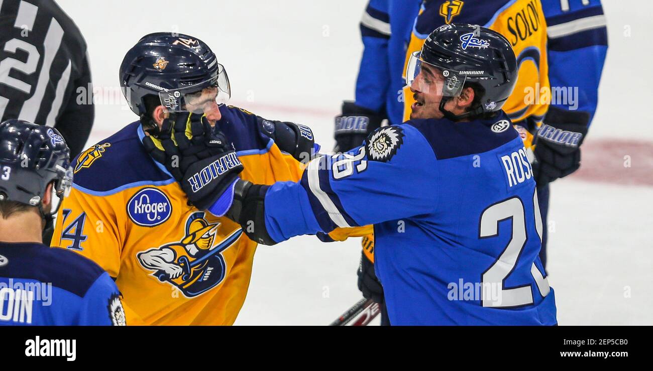 Jacksonville Icemen forward Garrett Ross (26) and Atlanta Gladiators ...