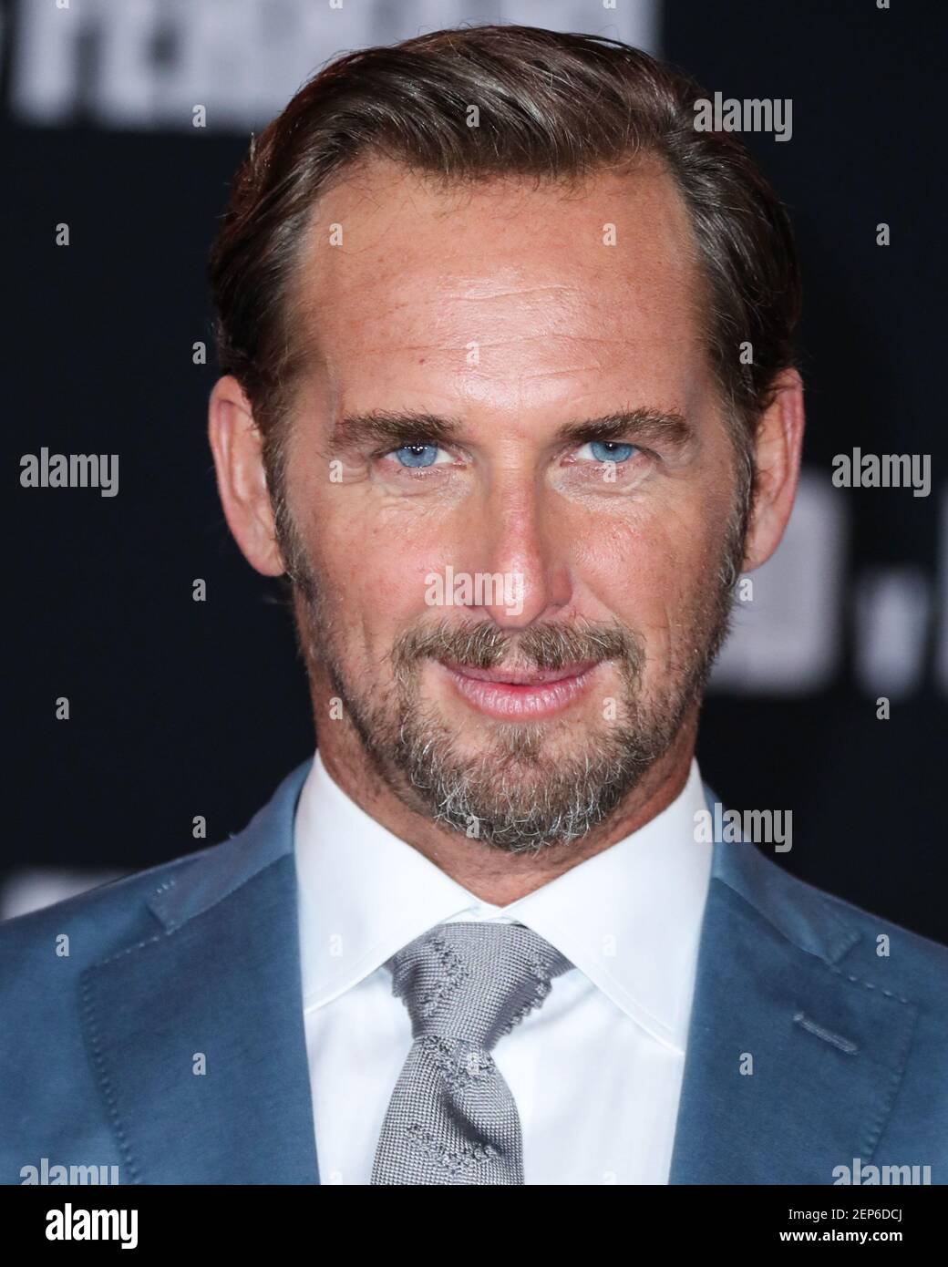 HOLLYWOOD, LOS ANGELES, CALIFORNIA, USA - NOVEMBER 04: Actor Josh Lucas ...