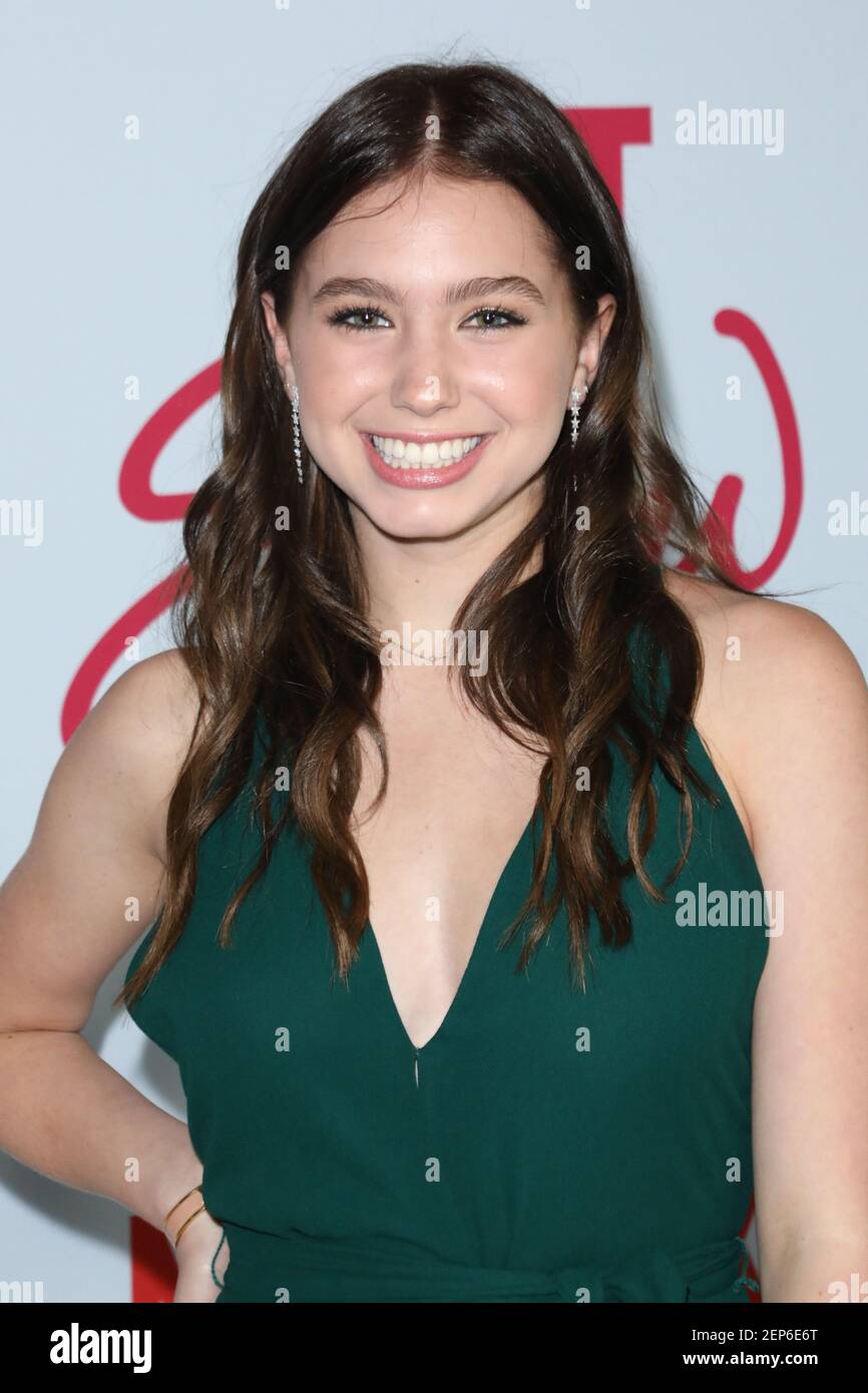 LOS ANGELES, CALIFORNIA, USA - NOVEMBER 04: Actress Lilia Buckingham ...