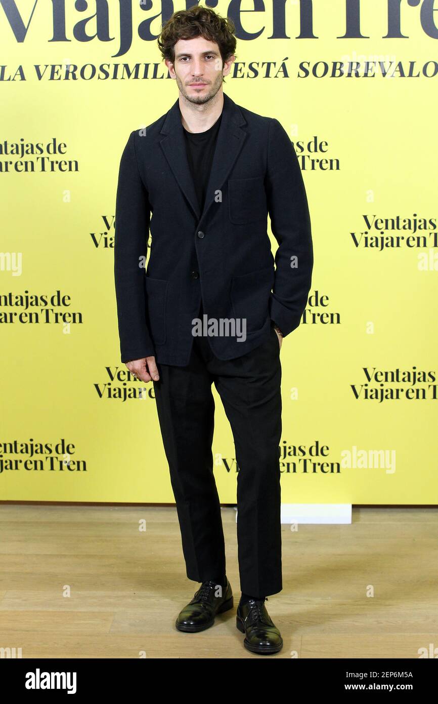 Spanish actor Quim Gutierrez attends Ventajas De Viajar En Tren ...
