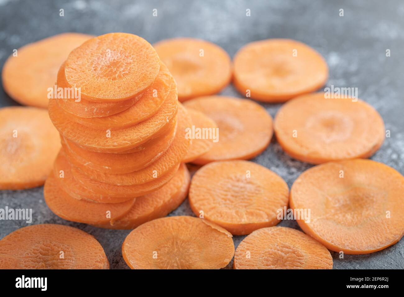 Carrot stack hi-res stock photography and images - Alamy