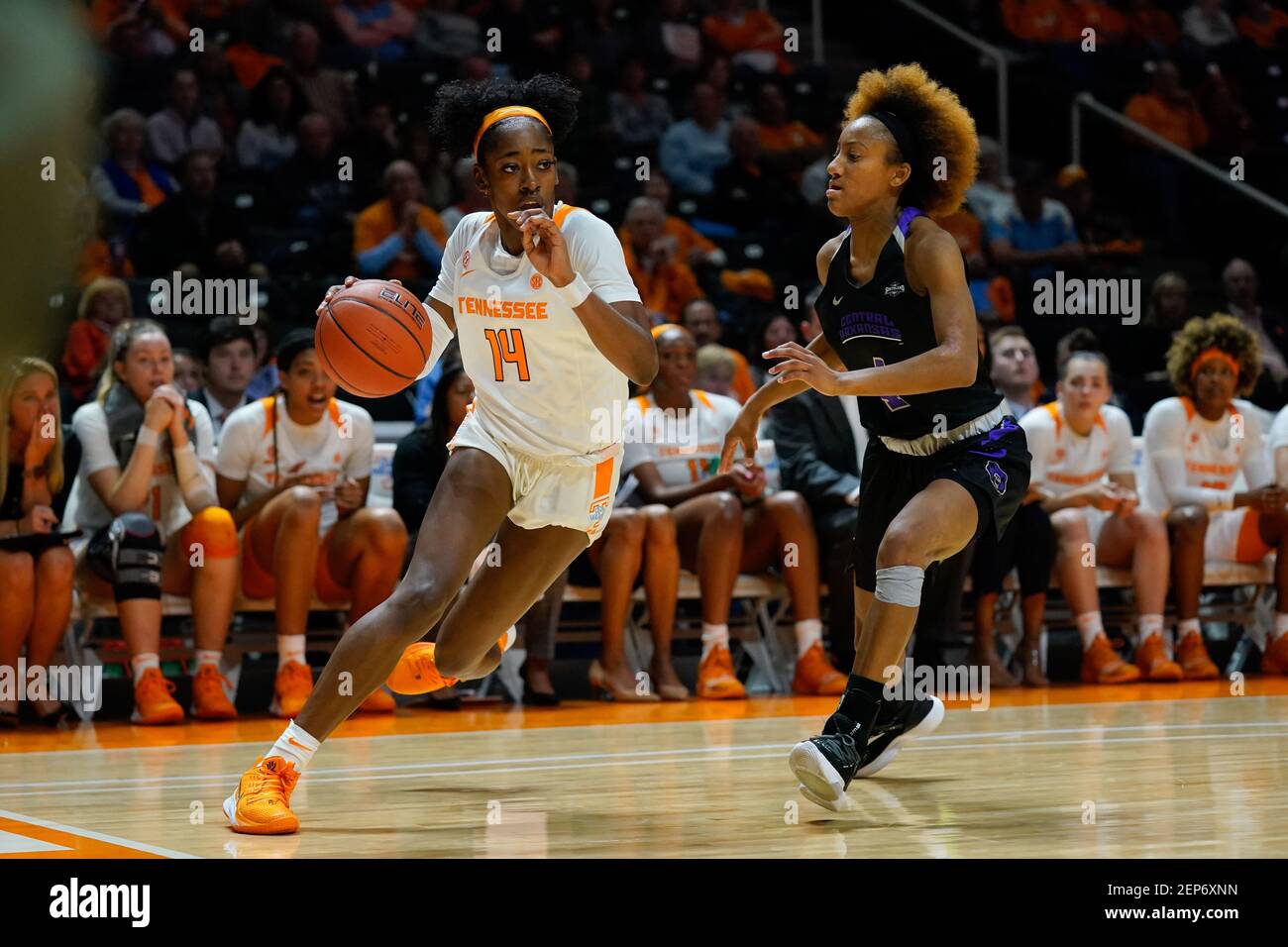 November 7, 2019: Zaay Green #14 of the Tennessee Lady Vols drives to ...