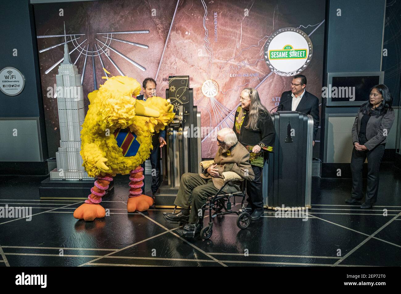 Big Bird is seen with Steve Youngwood, Caroll Spinney and his wife ...