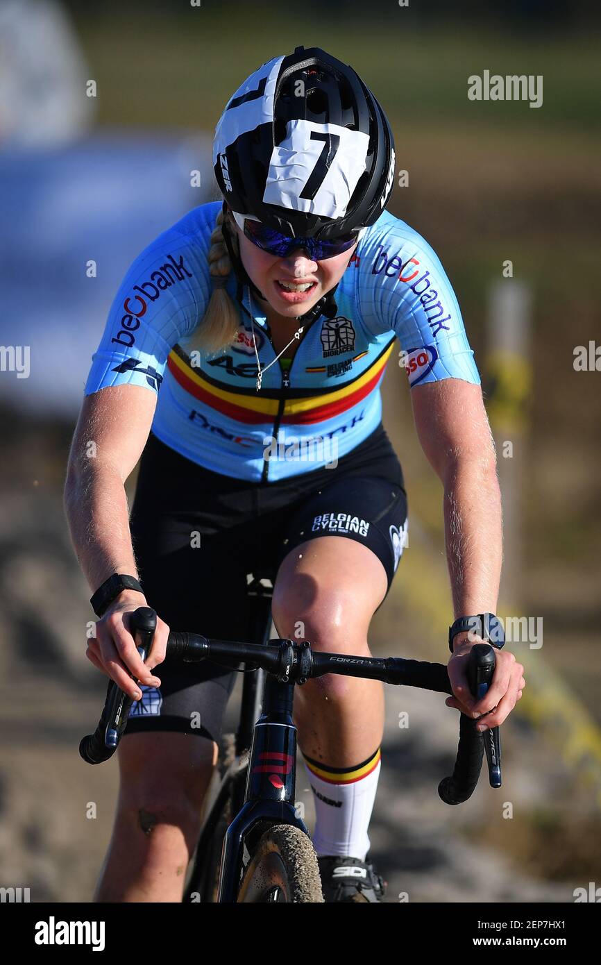 Belgian Laura Verdonschot pictured in action during the women's elite ...
