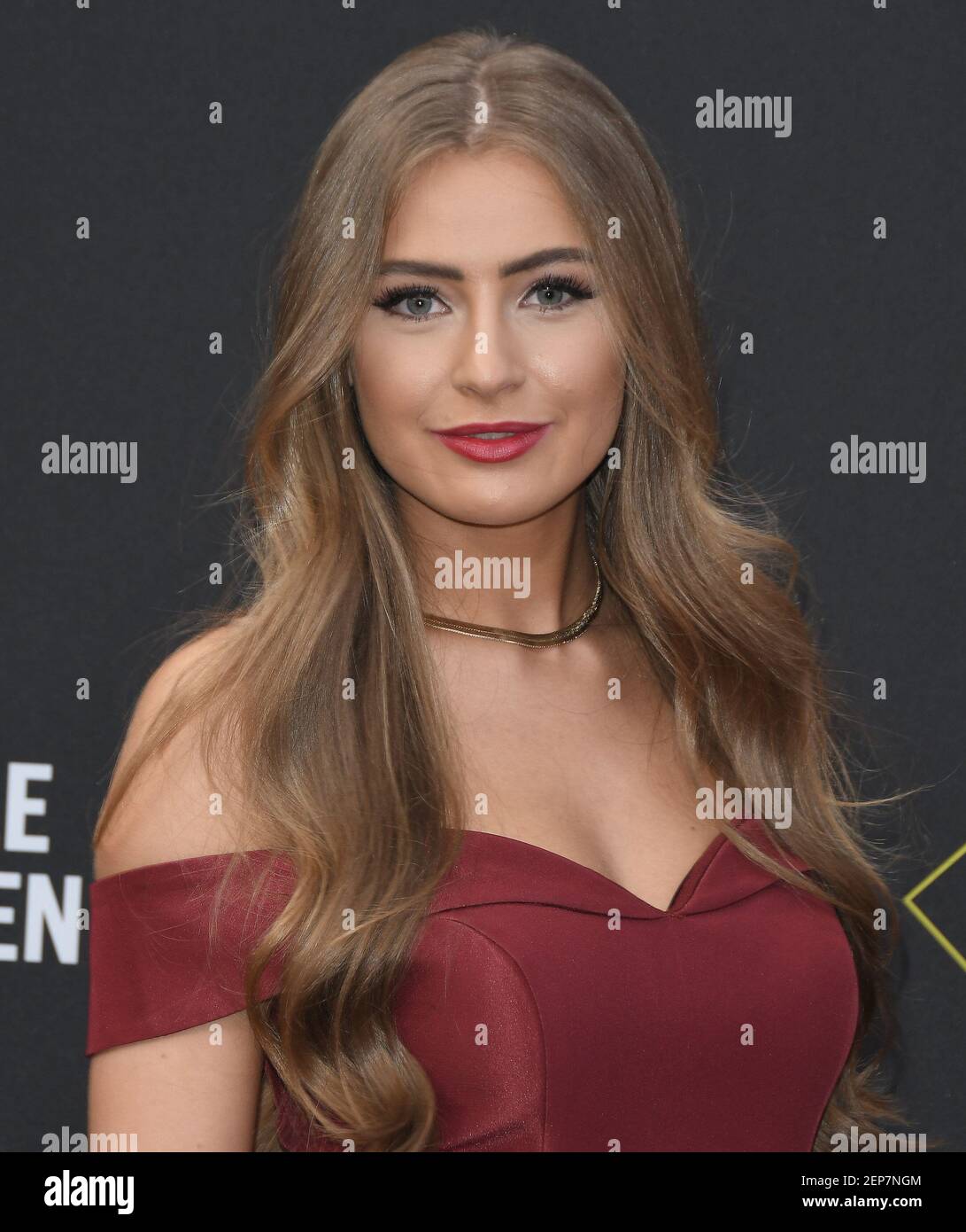 Anna Klinski arrives at the 2019 E! People’s Choice Awards held at the ...