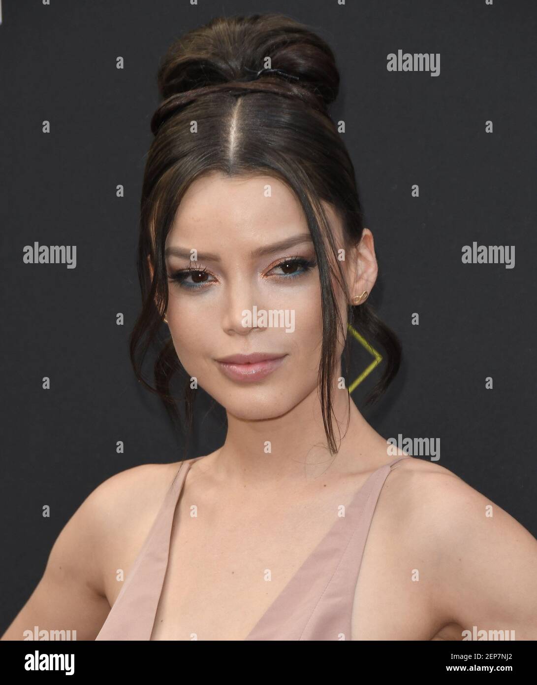 Lylo Falah arrives at the 2019 E! People’s Choice Awards held at the ...