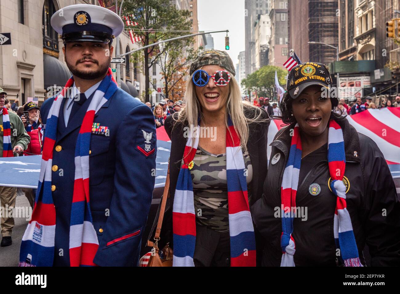 Ground Zero volunteers participate in the 100th Veterans Day Parade in ...