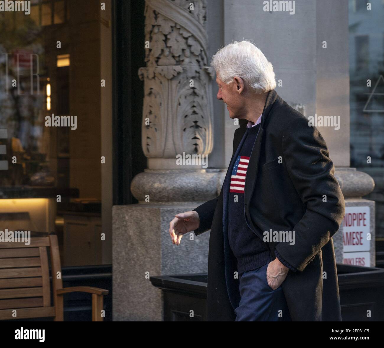 Former US President Bill Clinton arrives for breakfast at Blackbarn ...