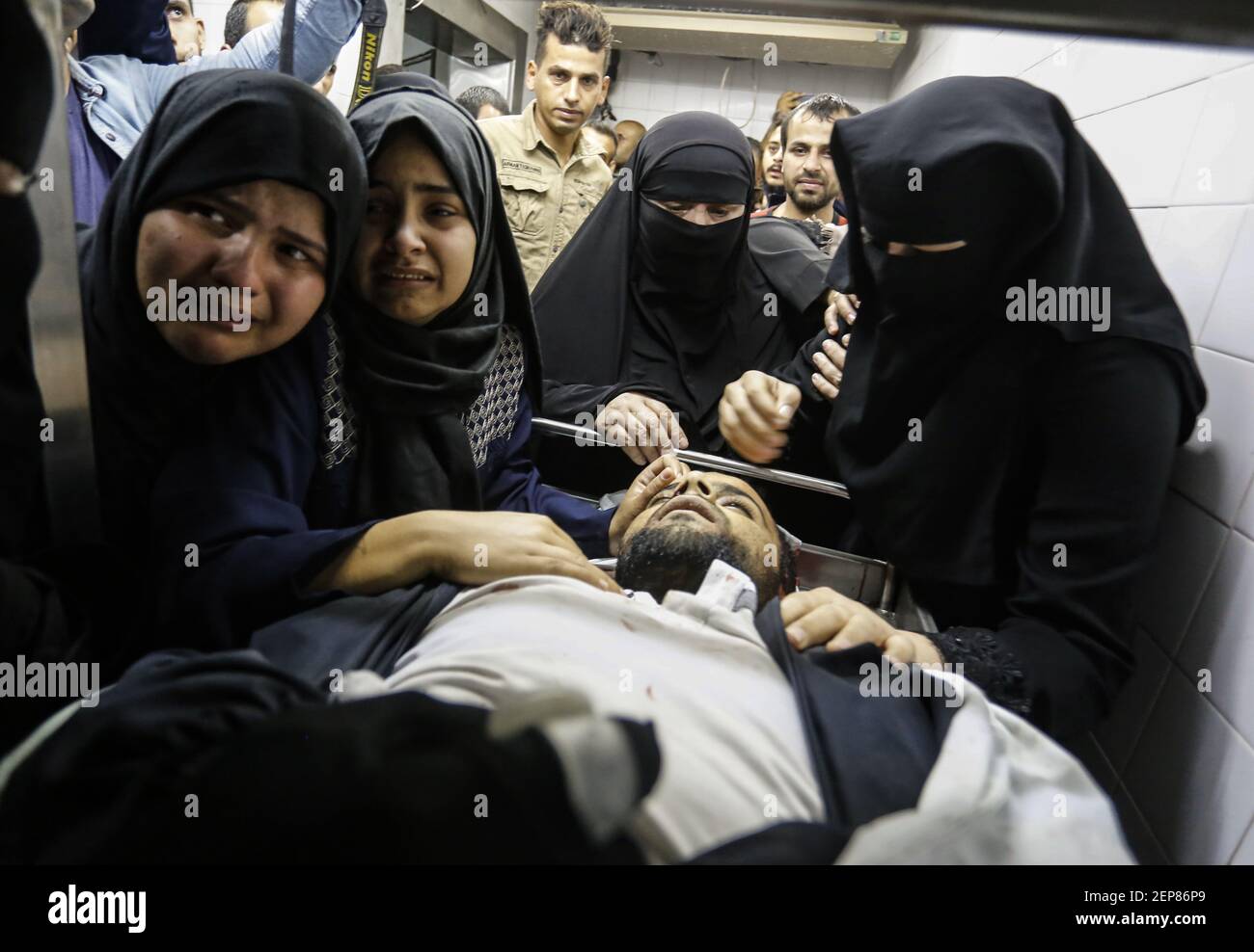 (EDITORS NOTE: Image depicts death) Relatives of a Palestinian Mohammed ...