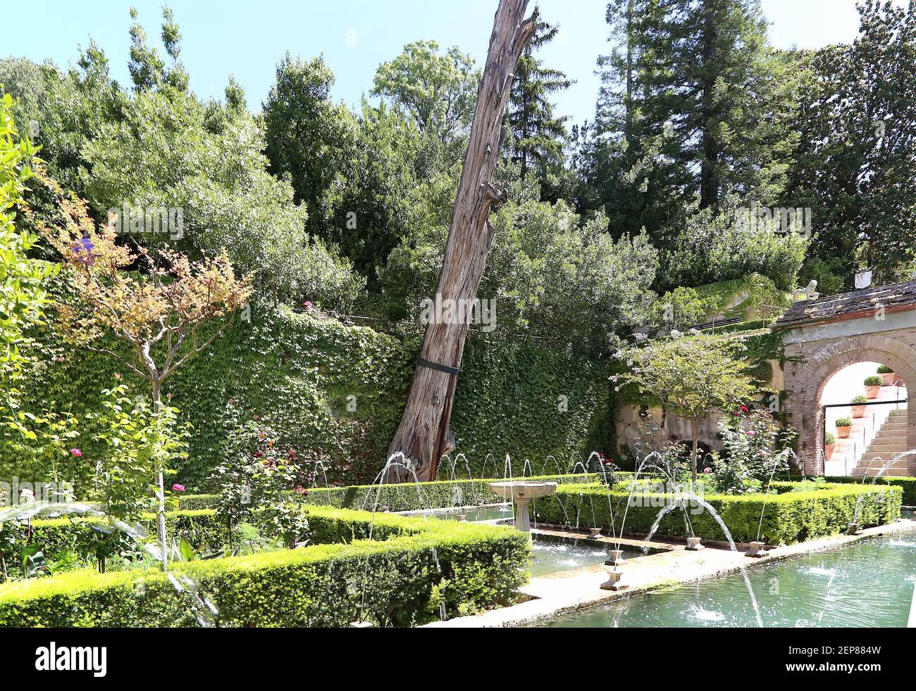 Alhambra Palace - medieval moorish castle in Granada, Andalusia, Spain ...