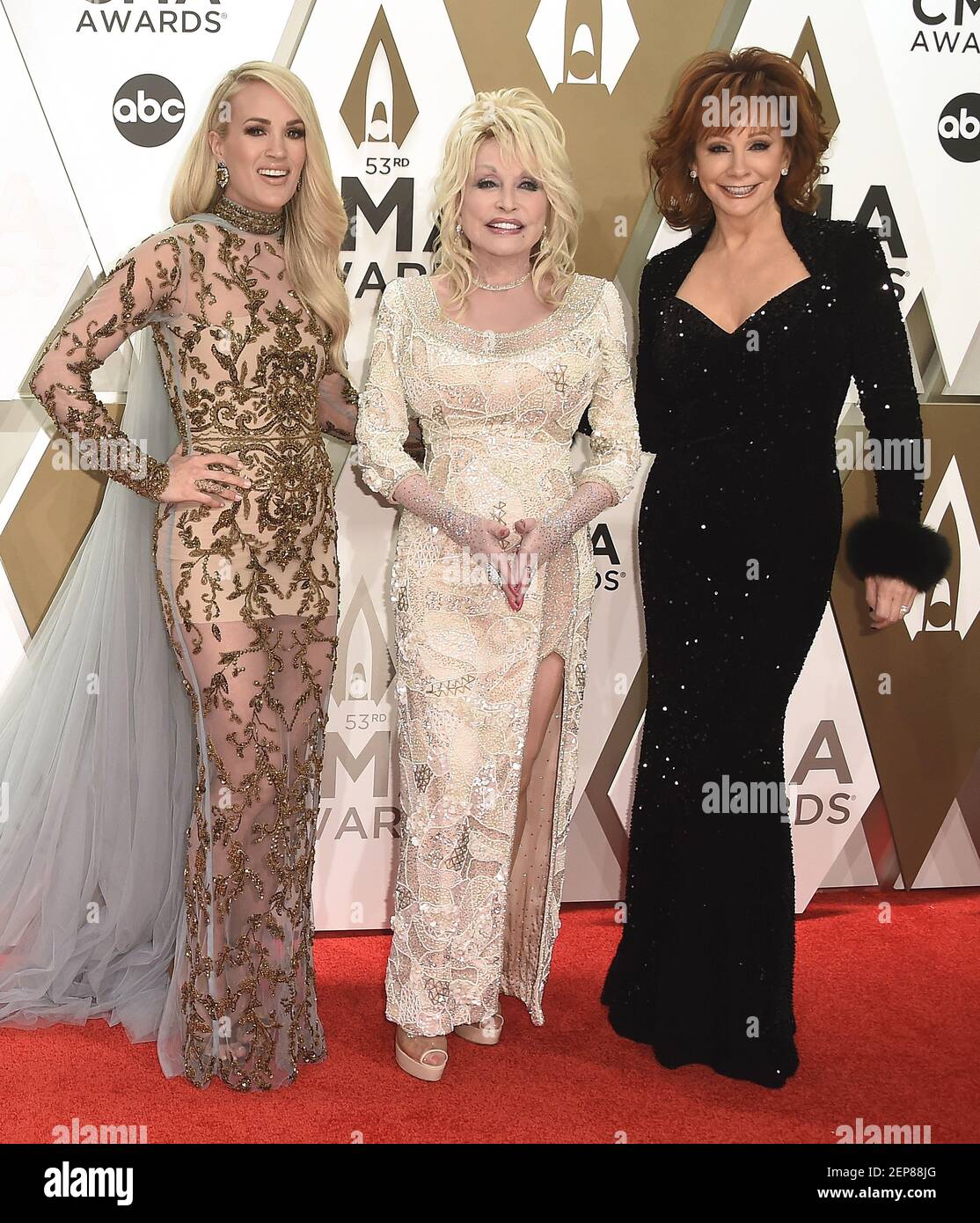 NASHVILLE, TN - NOVEMBER 13: Carrie Underwood, Dolly Parton and Reba ...