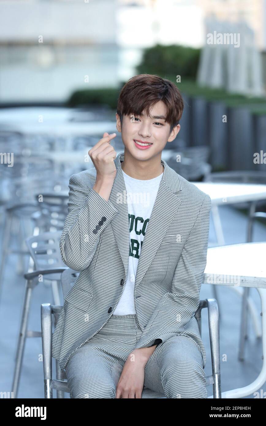 South Korean actor Kim Min-kyu pose to take photos one day before his ...