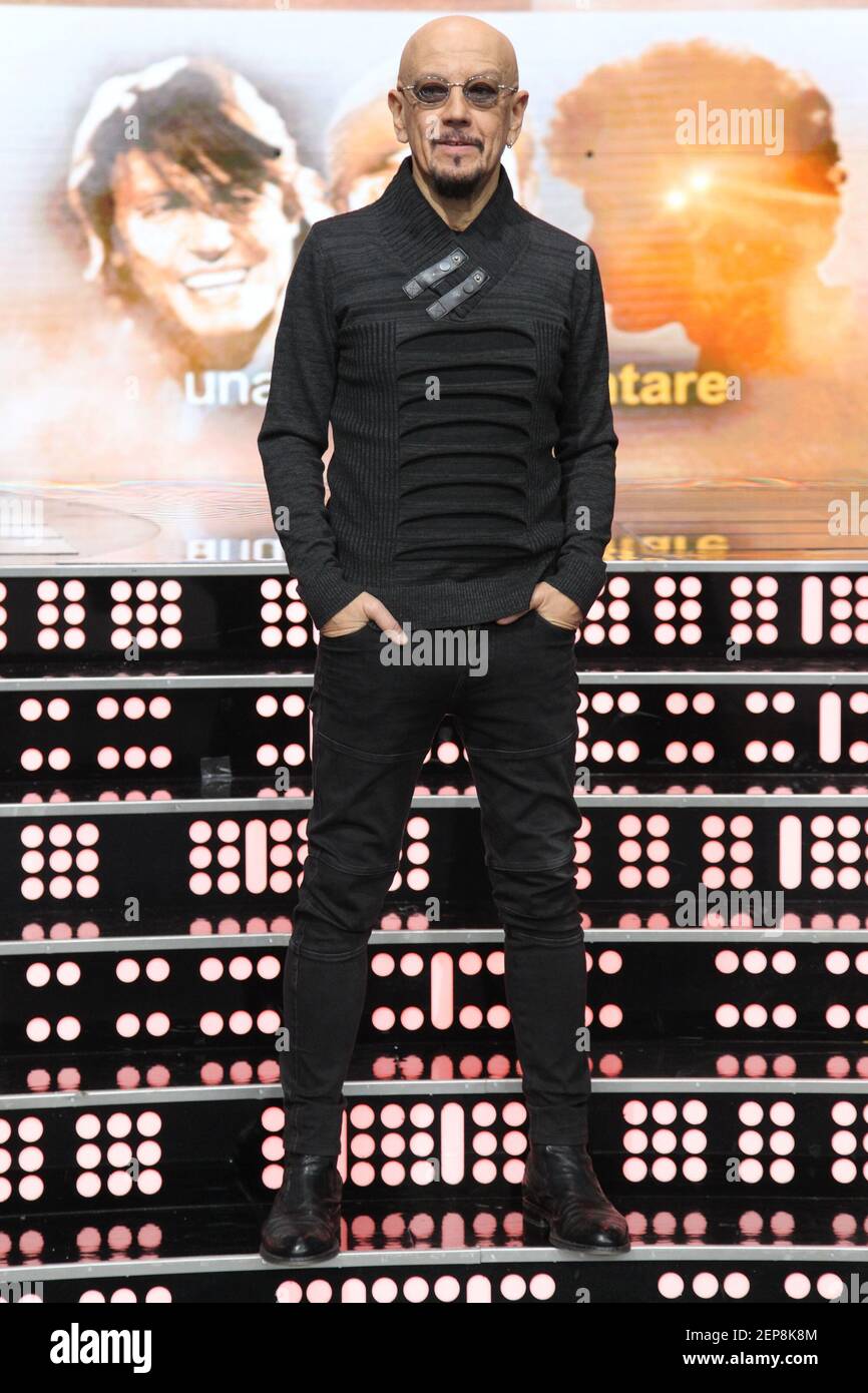 Presentation of the musical show UNA STORIA DA CANTARE.In picture ...