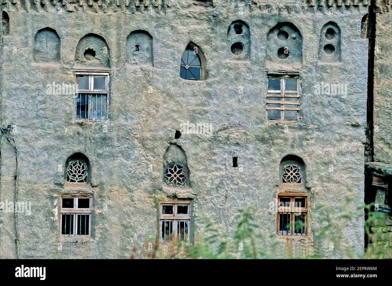 The Wadi Bana is a major wadi of southwestern Yemen. It flows from the ...