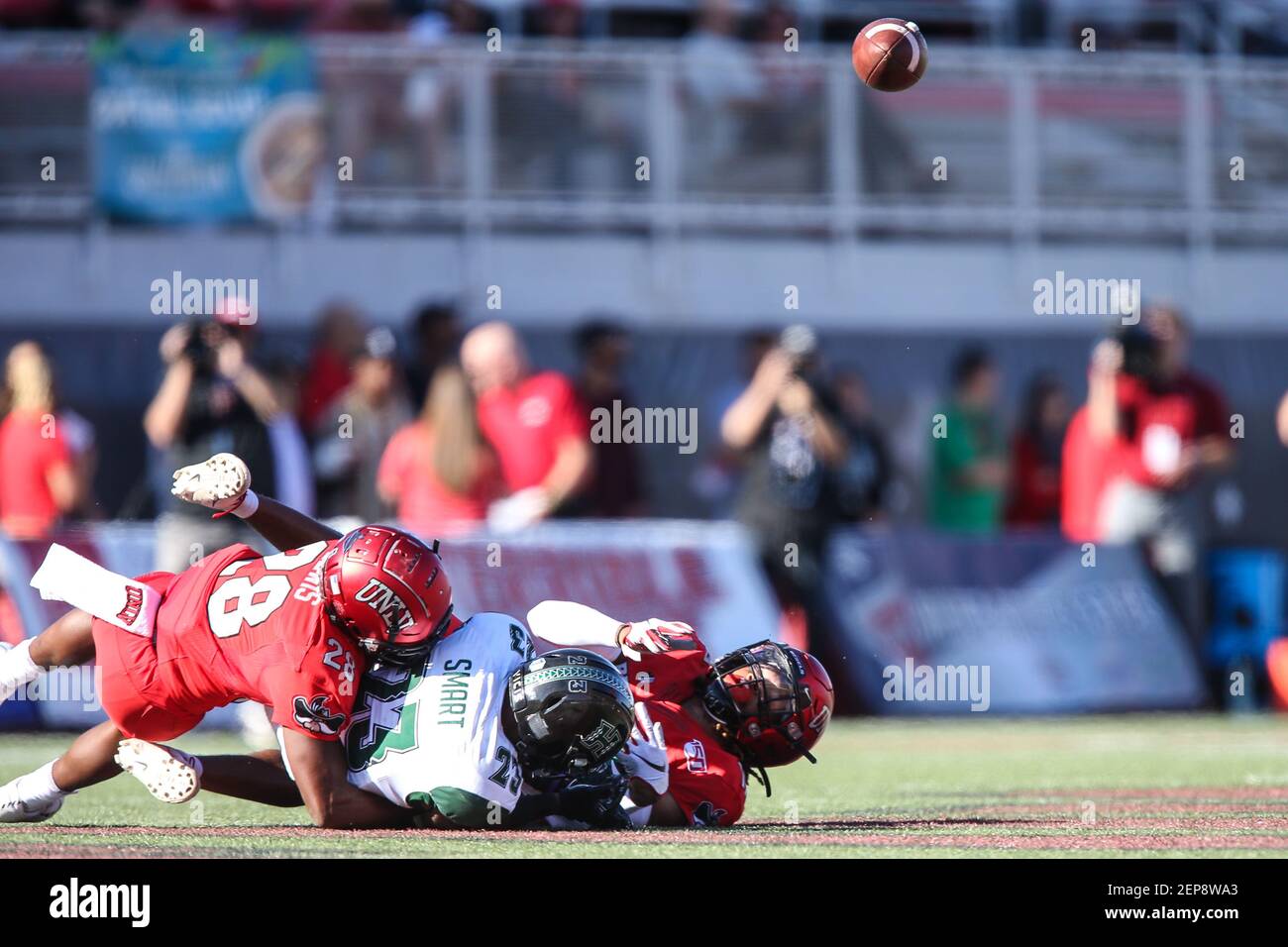 November 16, 2019: Hawaii Rainbow Warriors wide receiver Jared Smart ...
