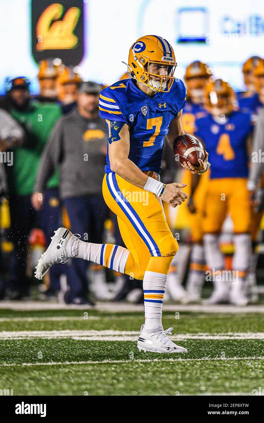 November 16, 2019: California Golden Bears quarterback Chase Garbers (7 ...