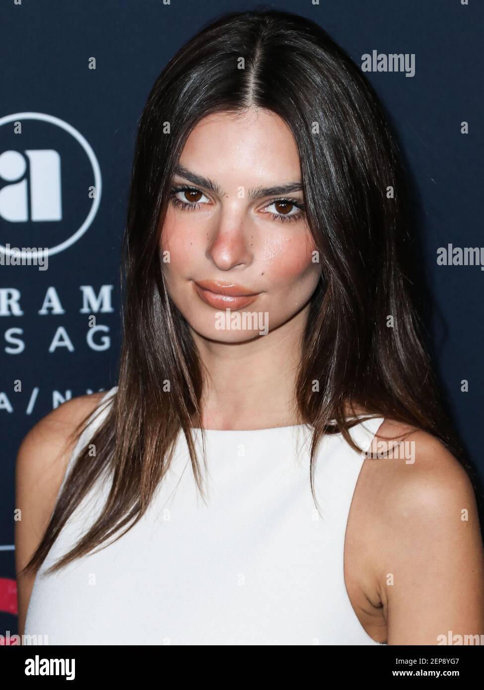 HOLLYWOOD, LOS ANGELES, CALIFORNIA, USA - NOVEMBER 16: Model/actress ...