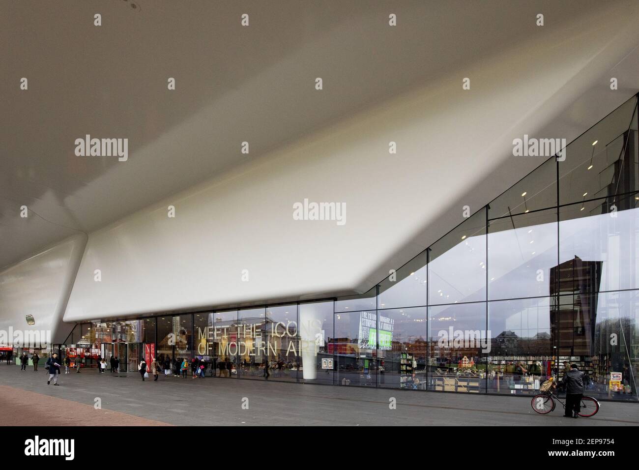 AMSTERDAM, Museumplein, 18-11-2019, Logo and exterior of the Stedelijk ...