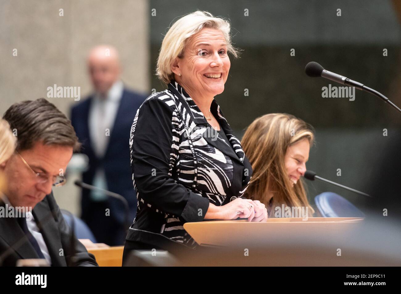 DEN HAAG, 19-11-2019, Kindervragenuur in Tweede Kamer Den Haag ...