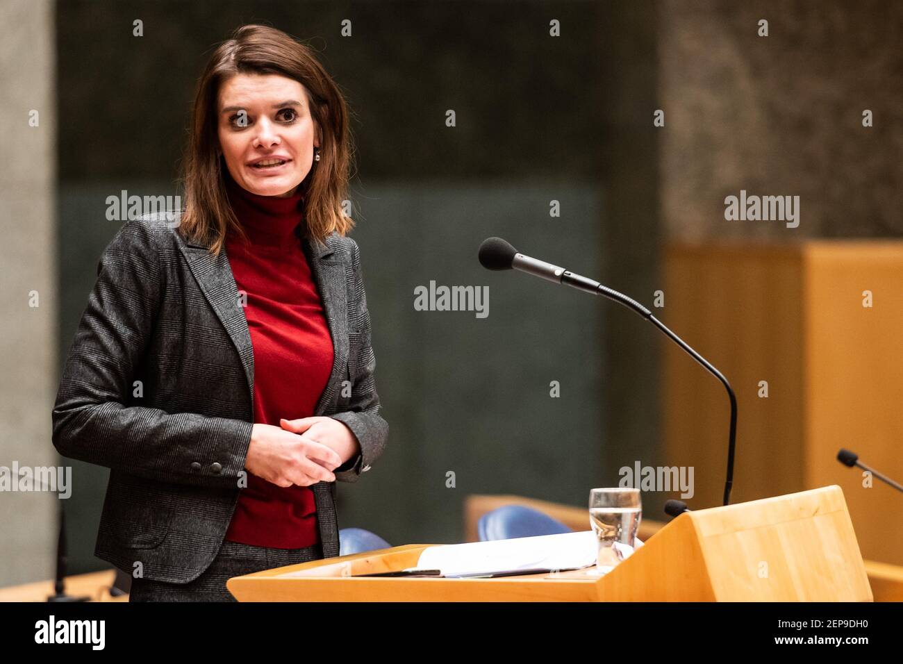 DEN HAAG, 19-11-2019, Staatssecretaris van Defensie Barbara Visser ...