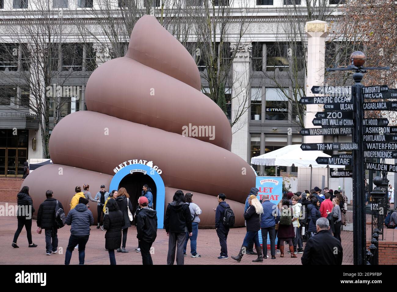 Safe emoji hi-res stock photography and images - Alamy