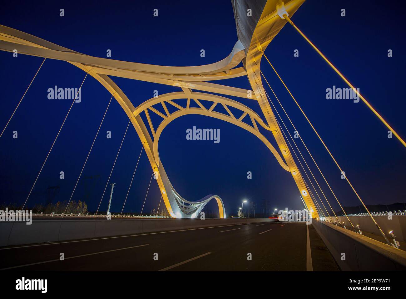 Night view of Yongxing Bridge, the connecting bridge between Beijing ...
