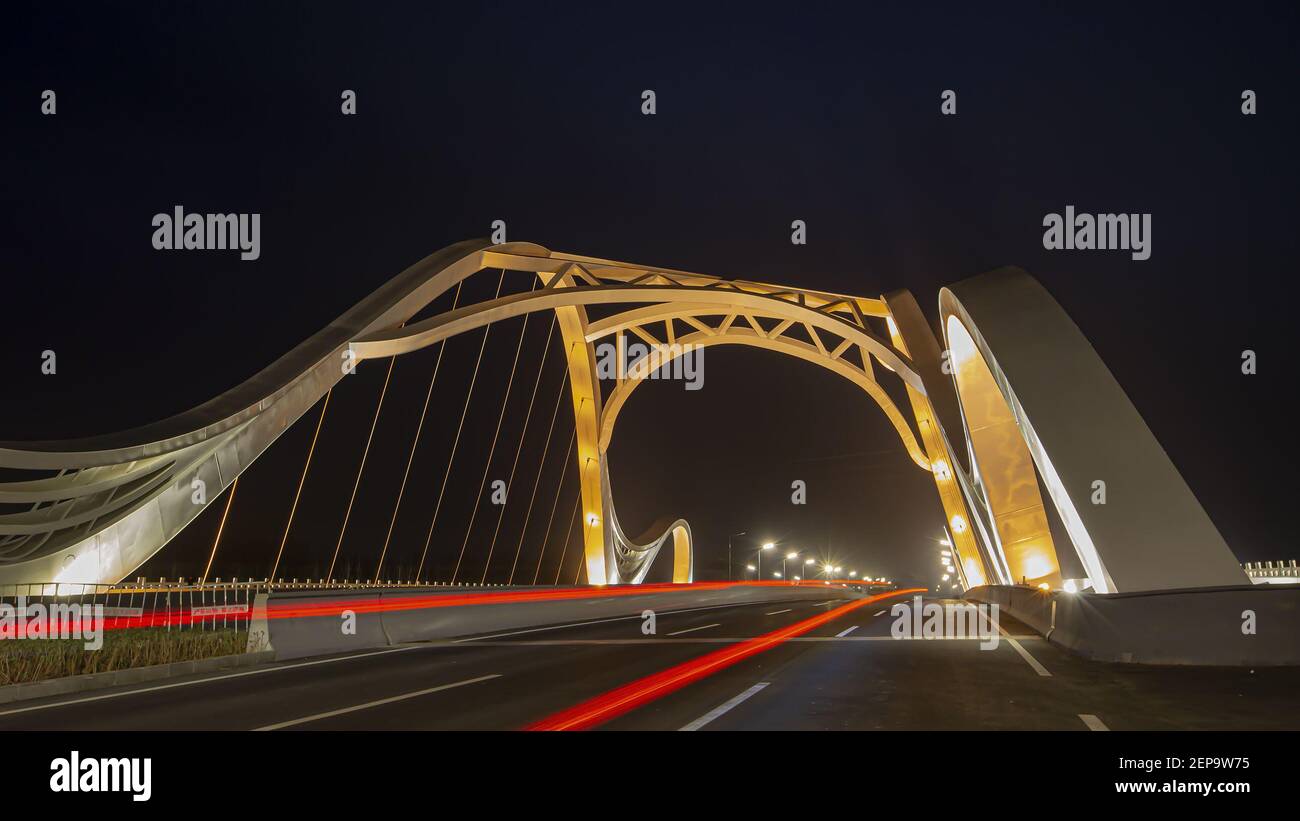 Night view of Yongxing Bridge, the connecting bridge between Beijing ...