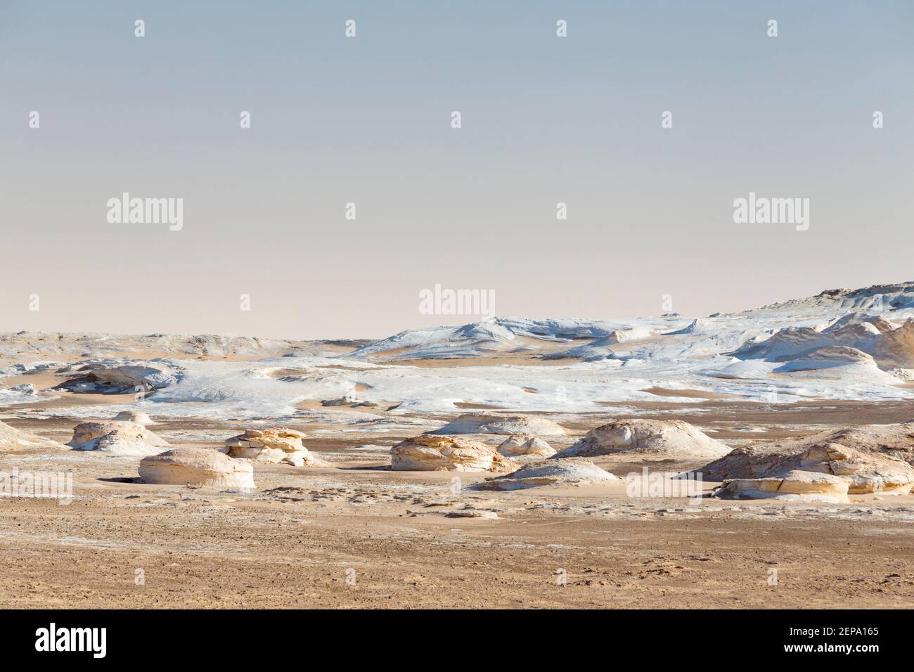 View over the white desert, Western Libyan desert, Egypt Stock Photo ...
