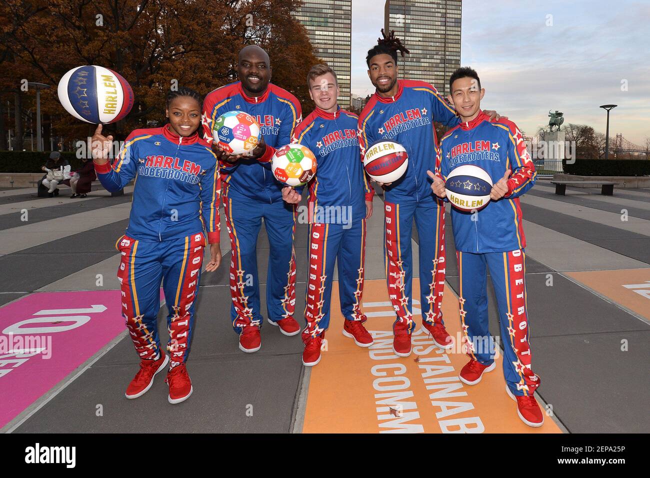 Five members of the Harlem Globetrotters pose on the United Nations ...