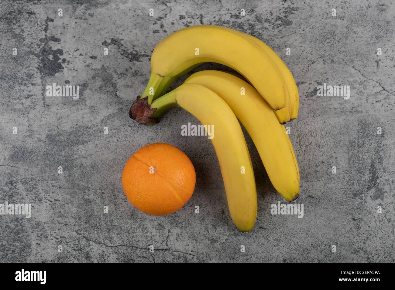 Cluster of bananas hi-res stock photography and images - Alamy