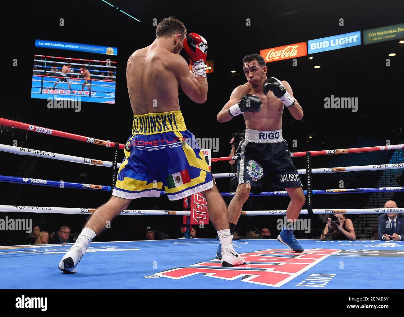 LAS VEGAS - NOVEMBER 23: Victor Slavinskyi v Rigoberto Hermosillo on ...