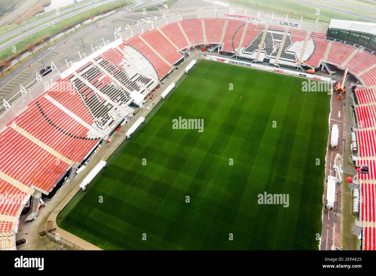 ALKMAAR, 24-11-2019, The entire roof was removed from the AFAS AZ ...