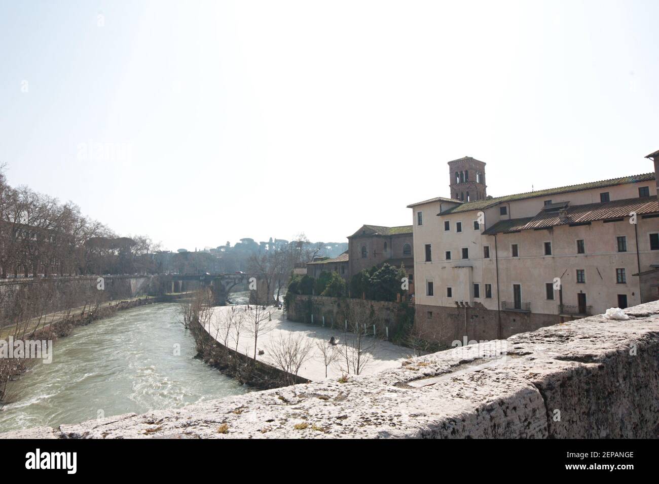 Isola tiberina hi-res stock photography and images - Alamy
