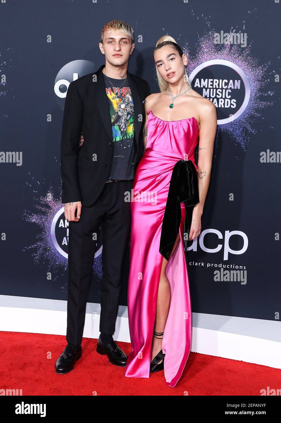 LOS ANGELES, CALIFORNIA, USA - NOVEMBER 24: Anwar Hadid and girlfriend ...